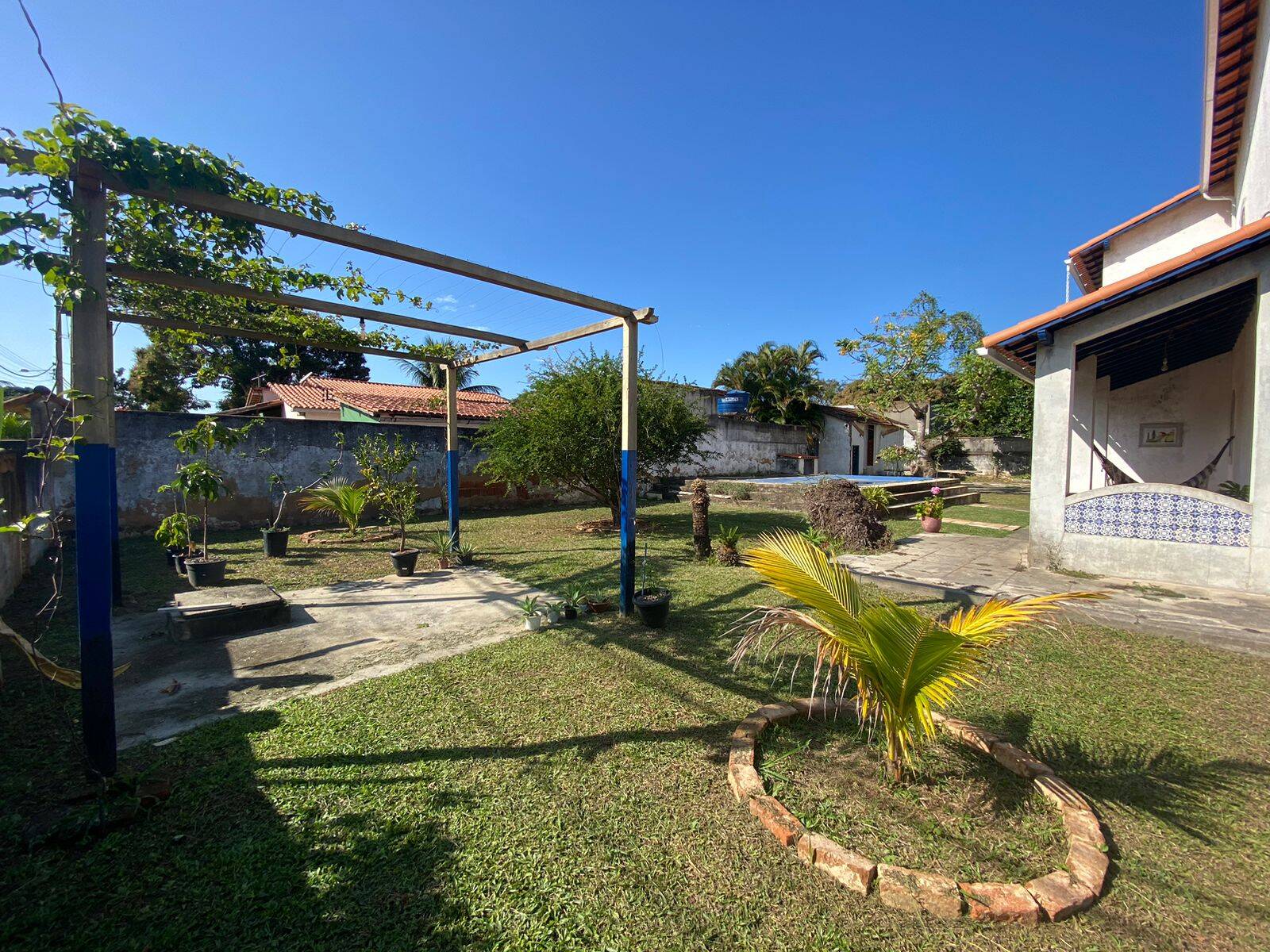 Casa Balneário com Vista Deslumbrante da Lagoa - 2873